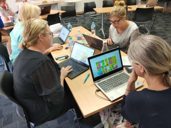 About UTB – Using Technology Better (JP)